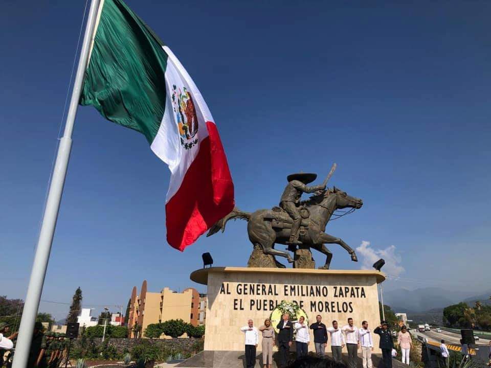 Rinden homenaje a Zapata en su centenario luctuoso - Infórmate y más