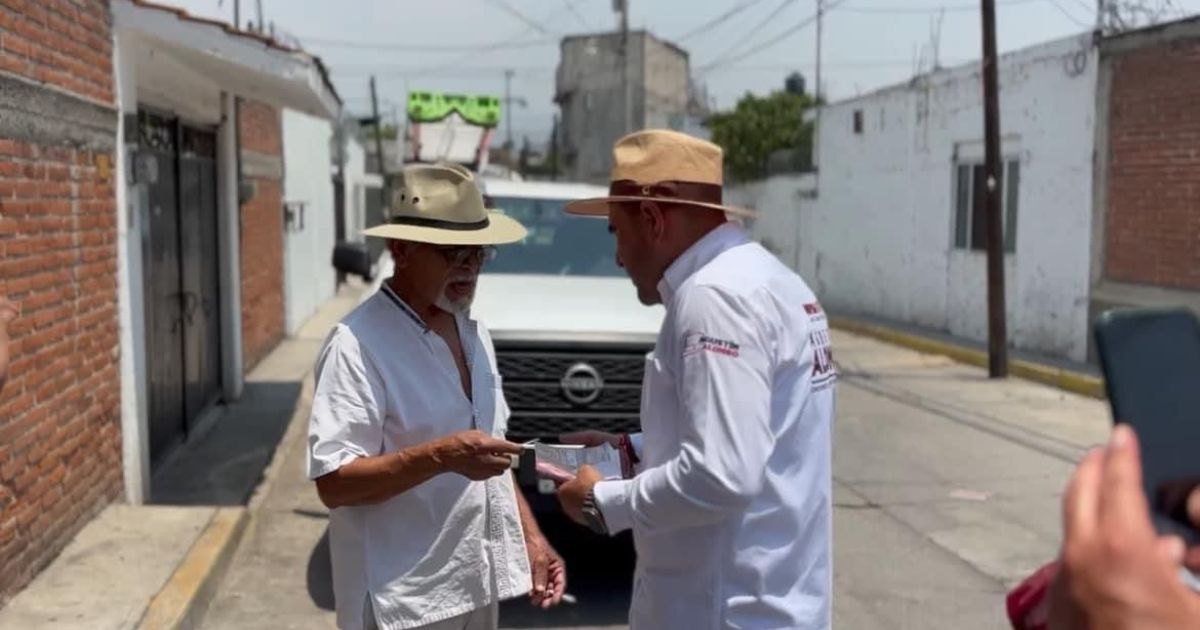 Agustín Alonso Gutiérrez visita las colonias Emiliano Zapata y 24 de ...